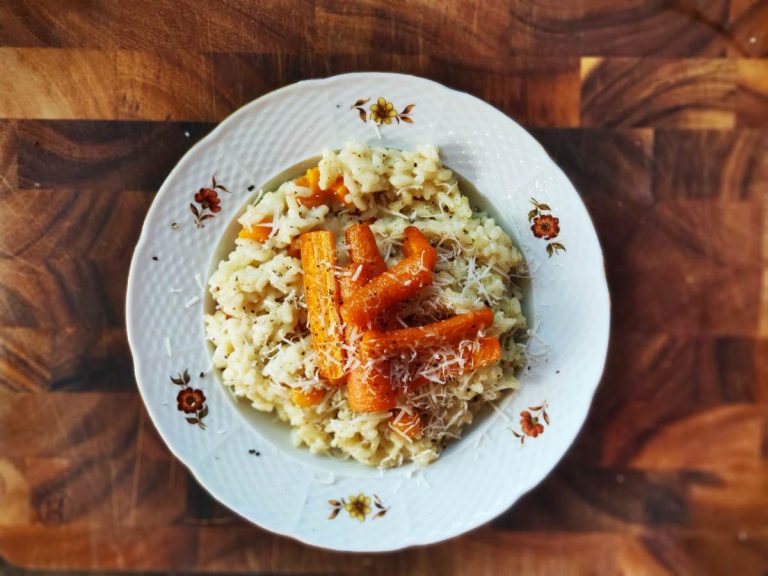 Instant Pot Roasted Carrot Risotto - FoodMarble Blog